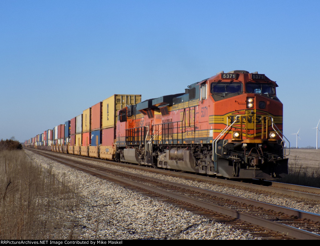 BNSF 5371